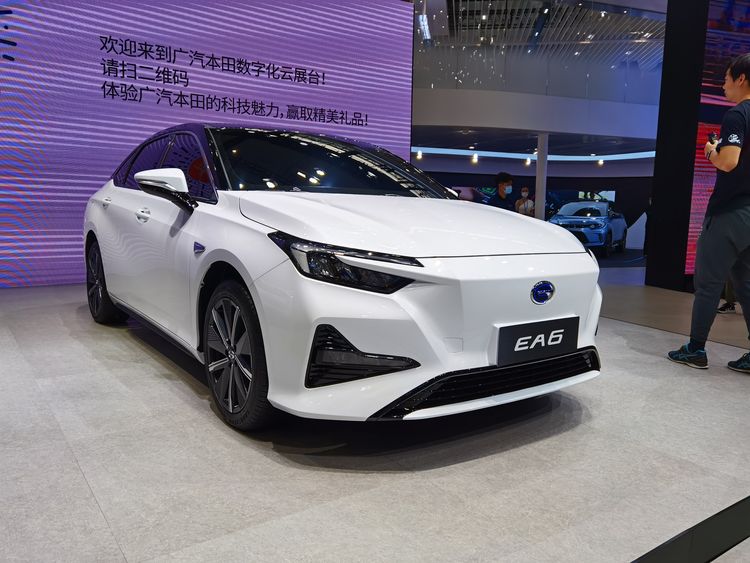 广本纯电轿车EA6亮相！续航510公里预计2021年上市-皆电