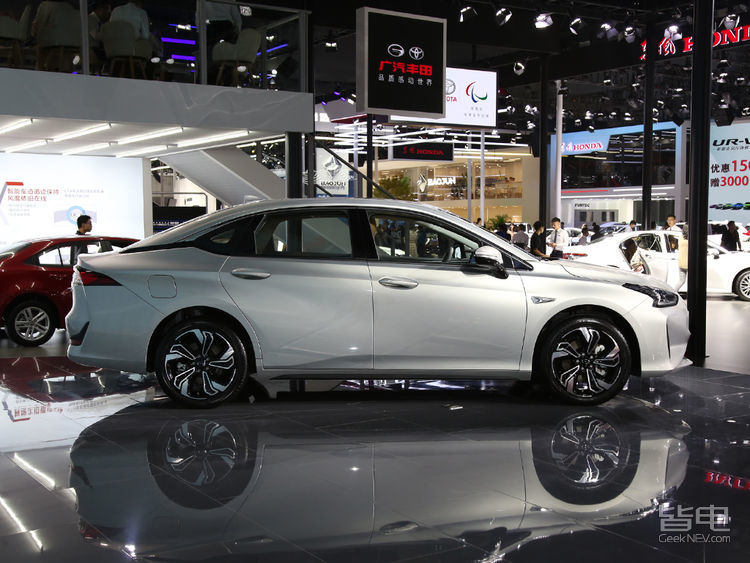 2019成都车展 | 合资长续航来了！广丰首款纯电轿车iA5正式上市｜皆电